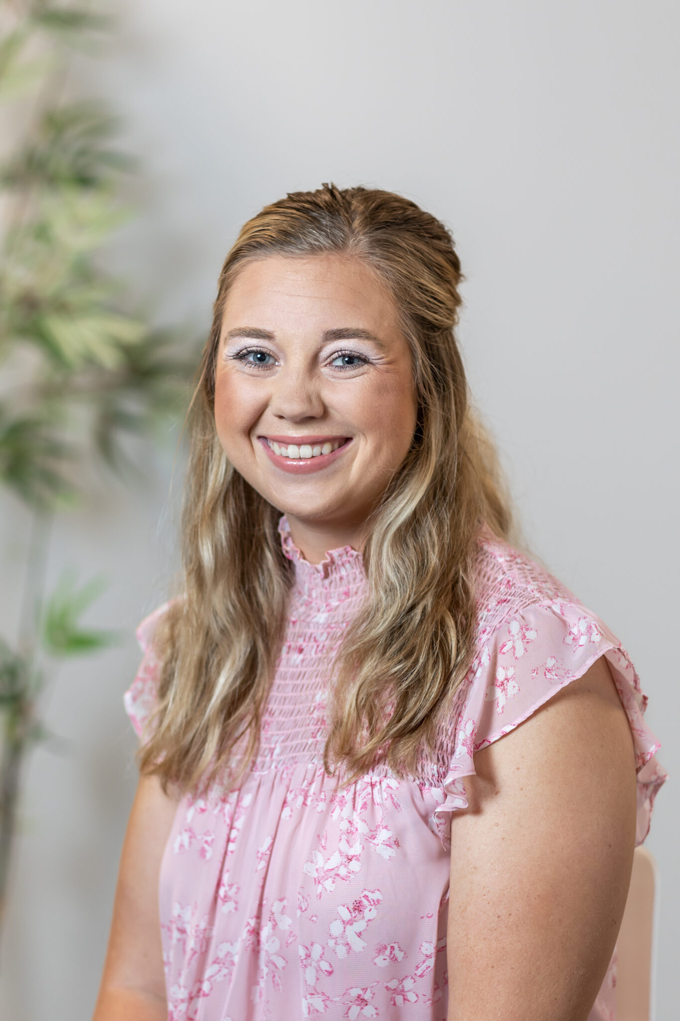 About Us - ComerNowling