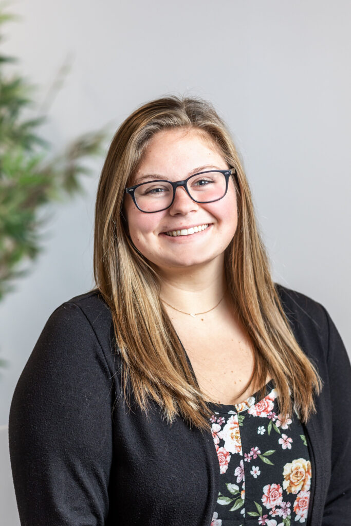 About Us - ComerNowling