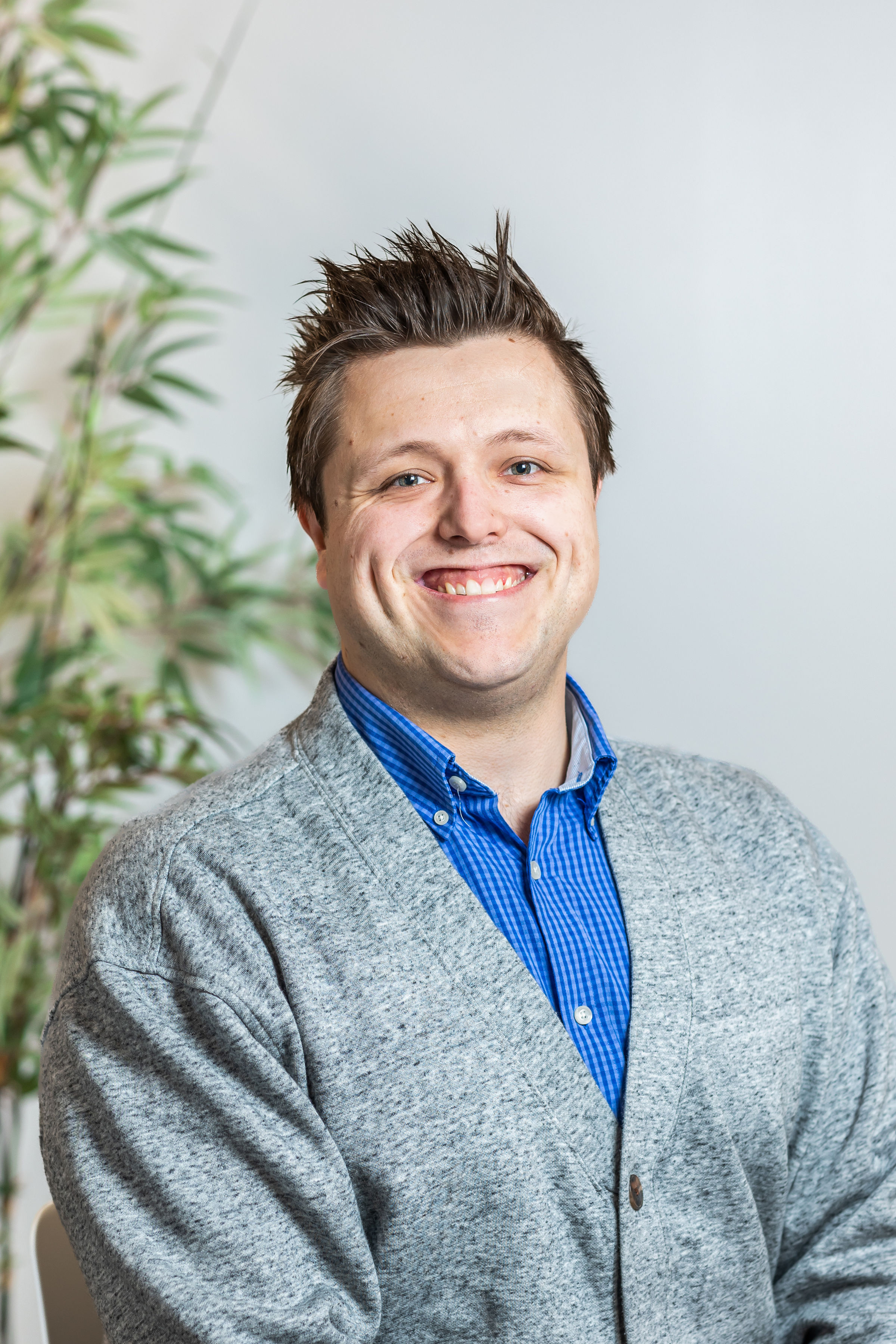 About Us - ComerNowling