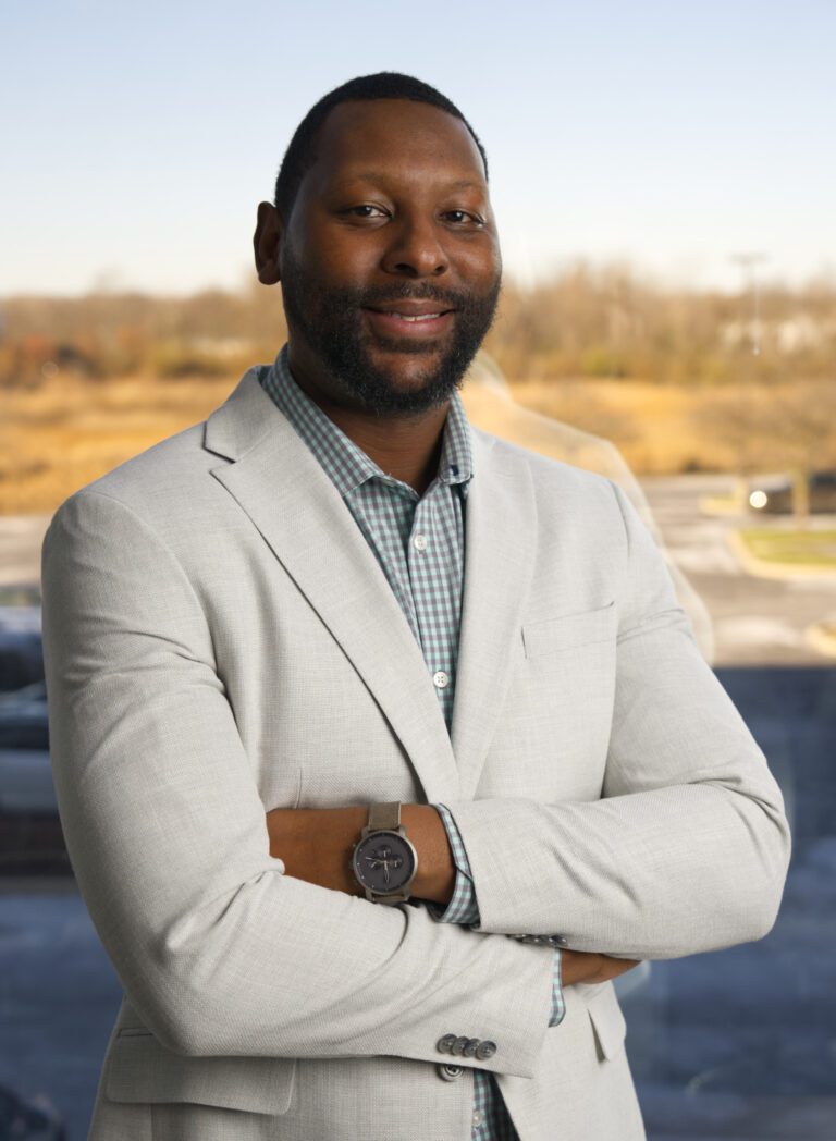 About Us - ComerNowling